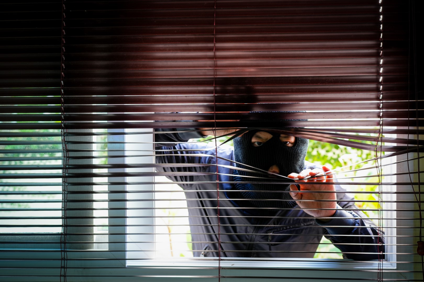 How To Improve Home Security Before Going on Holiday | Barrenjoey ...